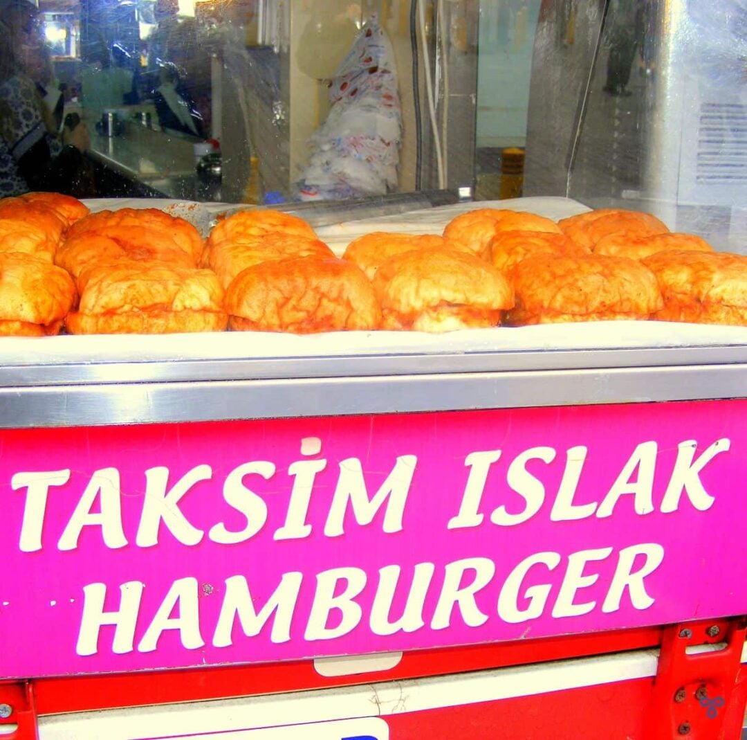 Islak Hamburger - The Taksim 'Wet Burger' Experience
