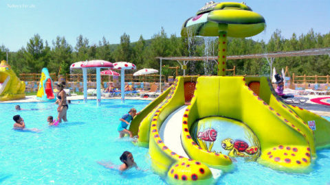 Ölüdeniz Water World Aquapark • Turkey's For Life