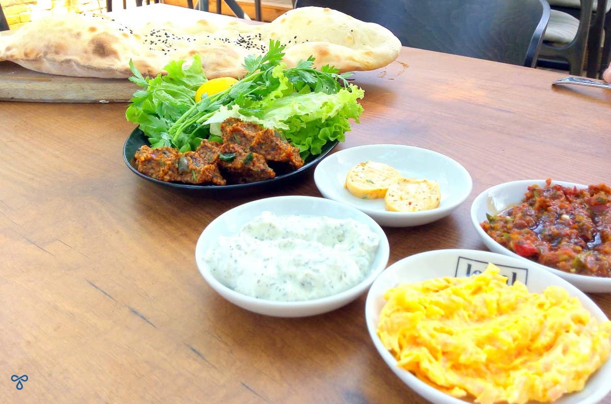 Turkish Balloon Bread Recipe • Turkey's For Life